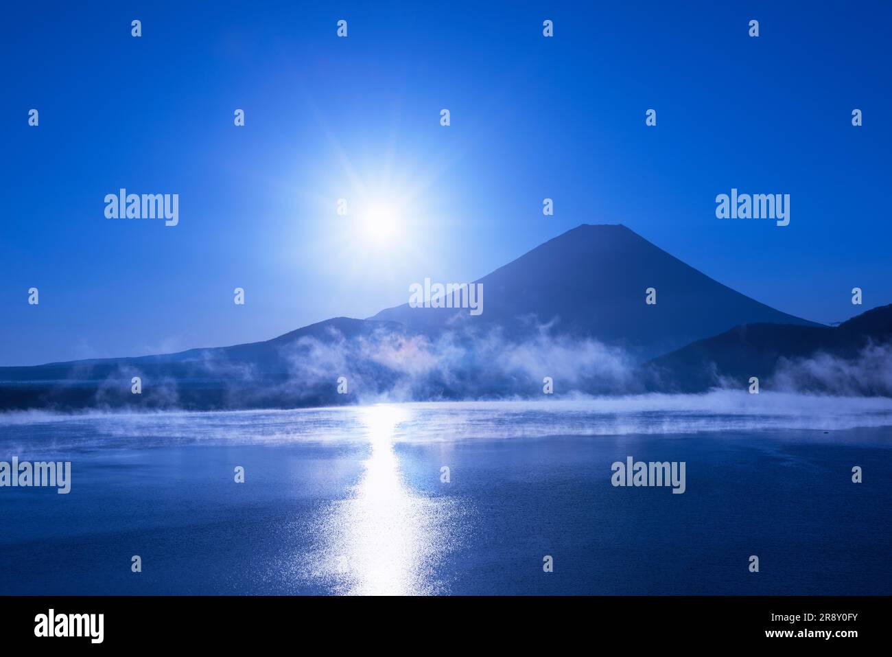 Lake Motosu, Mt.Fuji, and rising sun Stock Photo - Alamy