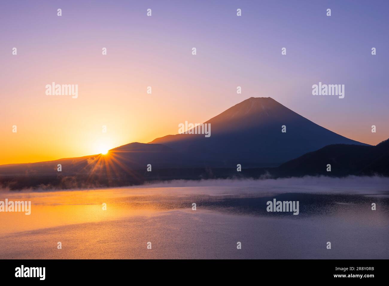 Lake Motosu, Mt.Fuji, and rising sun Stock Photo - Alamy