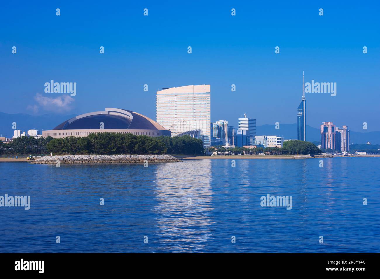 Seaside momochi hi-res stock photography and images - Alamy