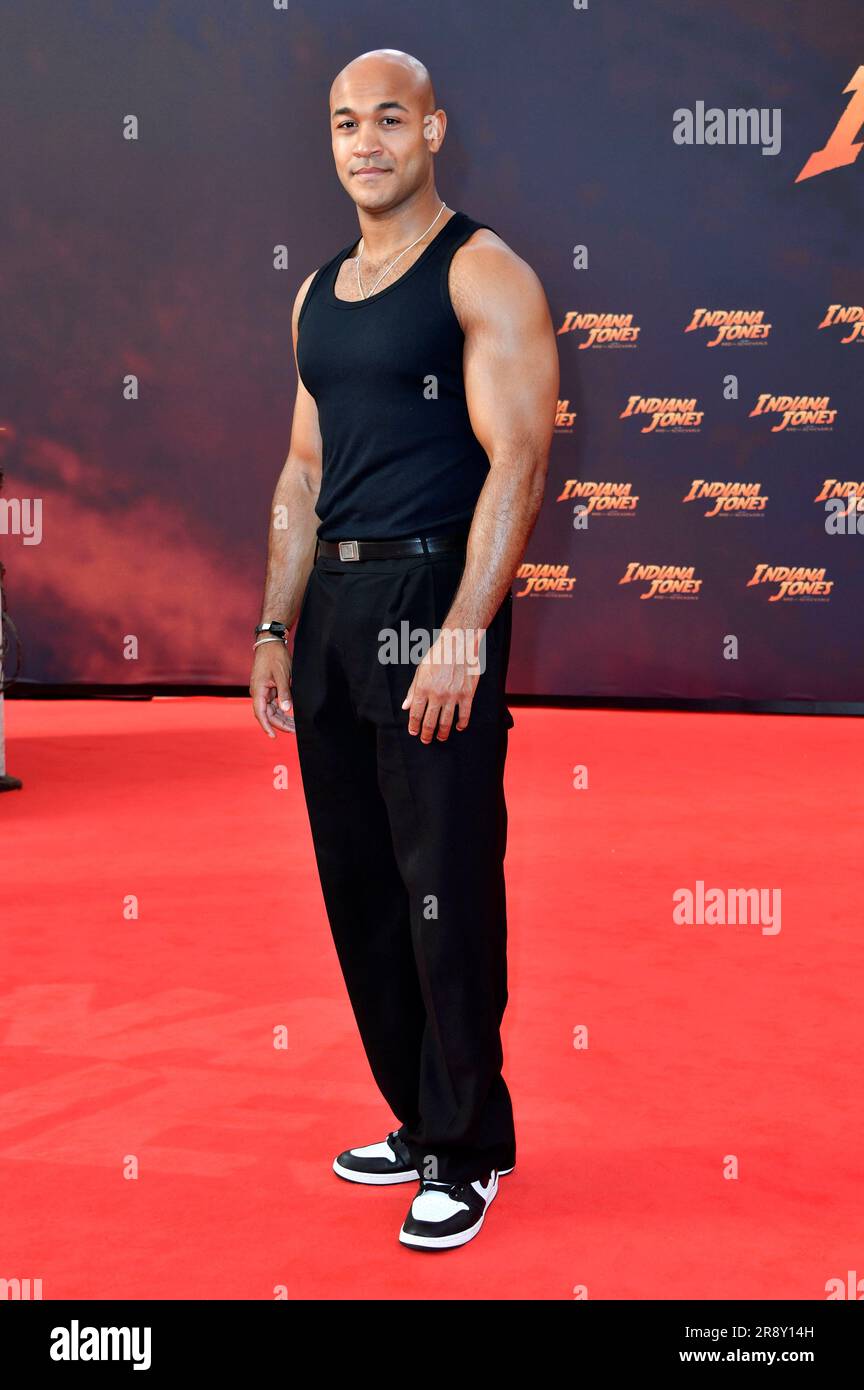 Malick Bauer bei der Premiere des Kinofilms 'Indiana Jones and the Dial ...