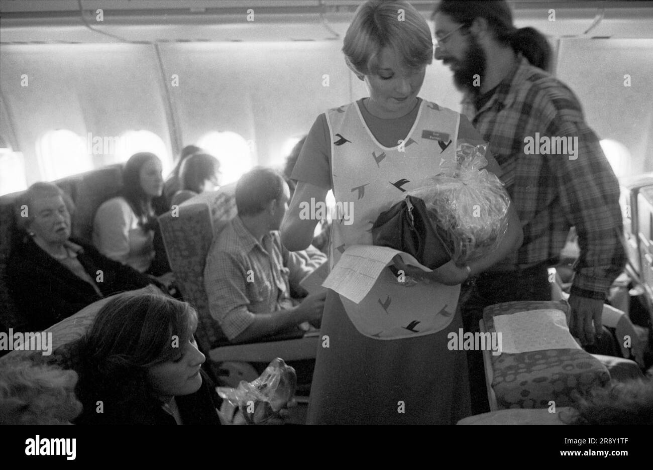 Stewardess 1970s hi-res stock photography and images - Alamy
