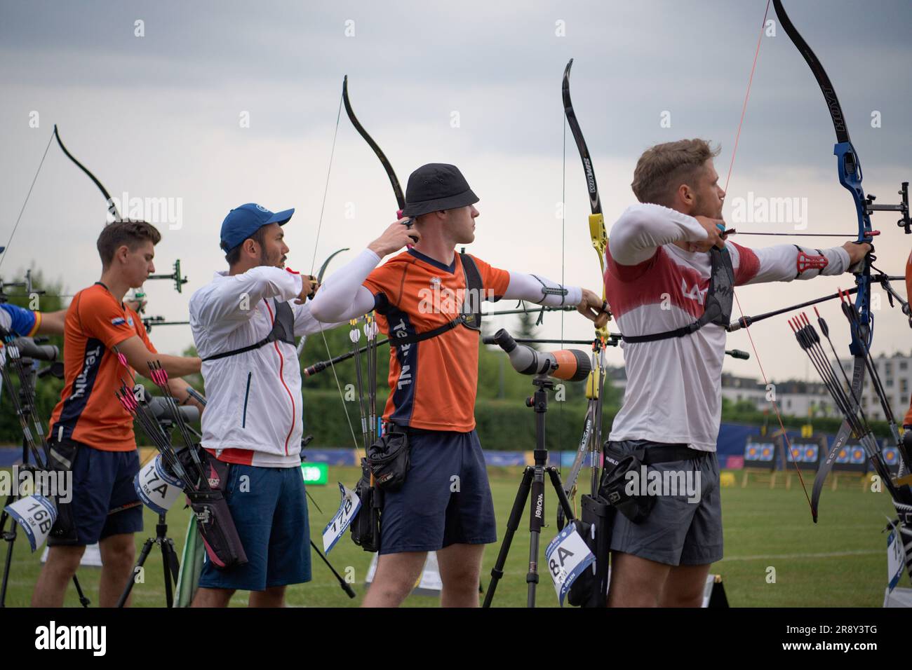 KRAKOW, - JUNE 23: Senna Roos of the Netherlands and Gijs Broeksma of ...