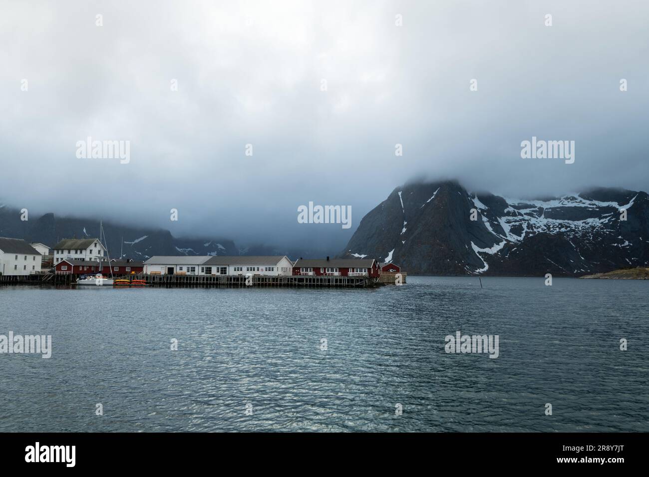 Hamnøy, Hamnoy fischerdorf, Lofoten, Norwegen Stock Photo - Alamy