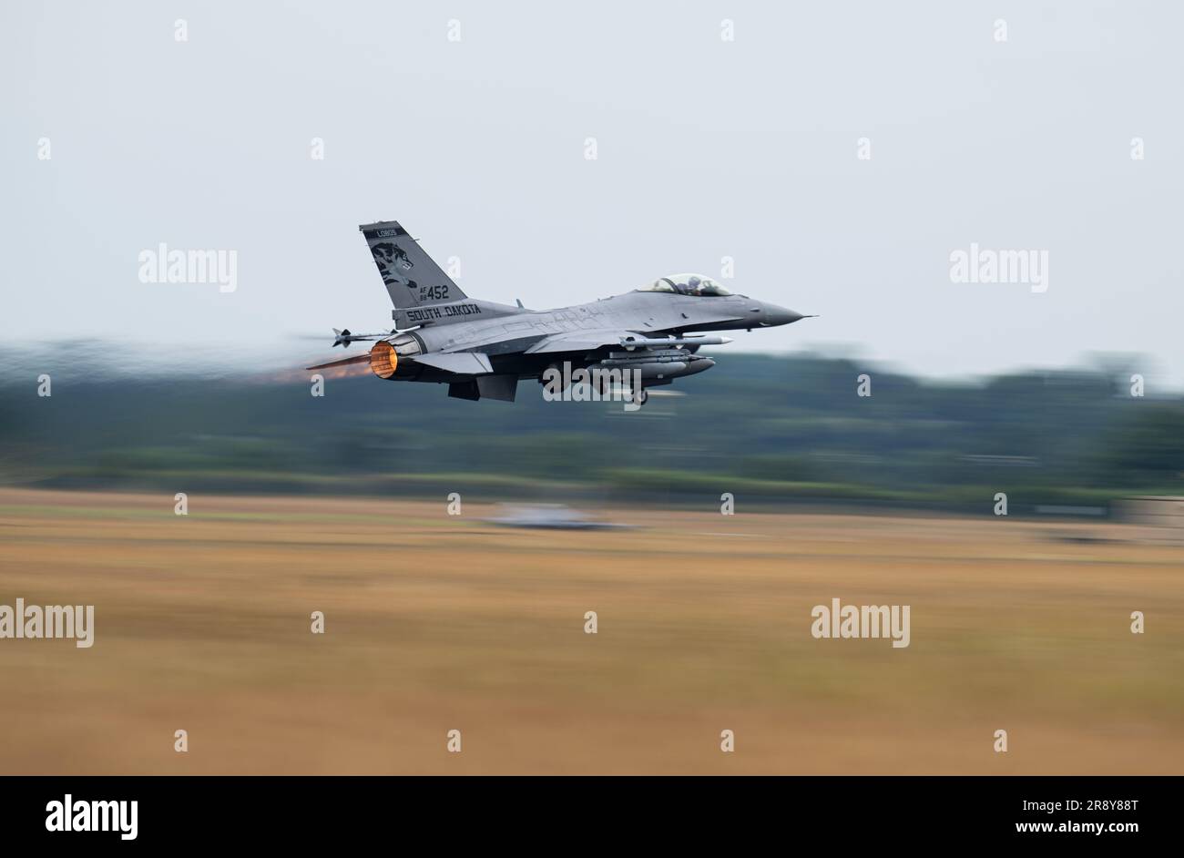 Jagel, Germany. 23rd June, 2023. A U.S. Air Force F-16 fighter takes ...