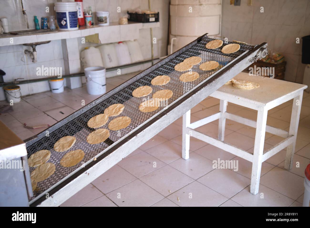 Tortilla mexico making hi-res stock photography and images - Alamy