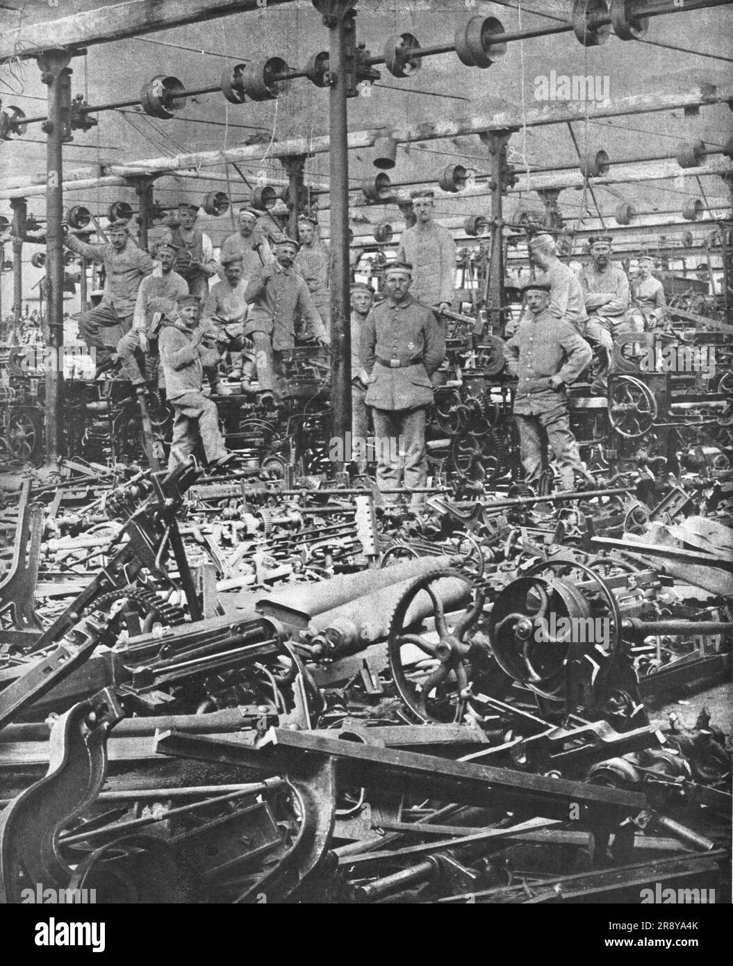 Concept lindustrie Black and White Stock Photos & Images - Alamy