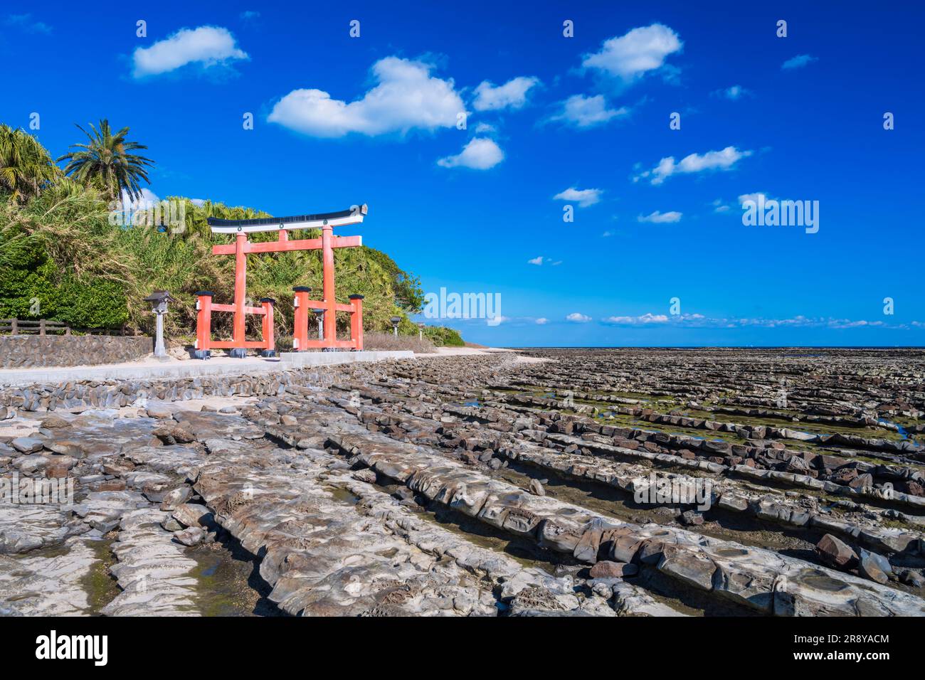 Aoshima jinja hi-res stock photography and images - Alamy