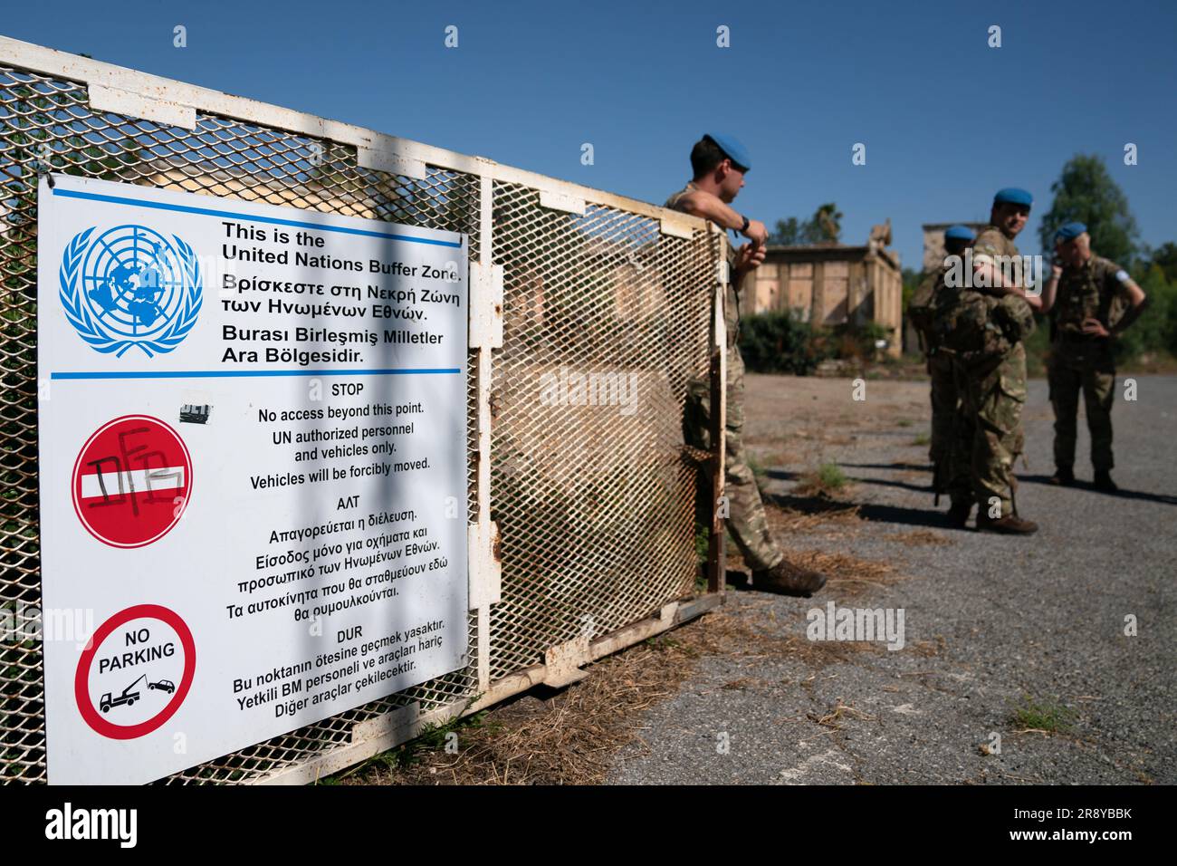 United nations soldiers cyprus hi-res stock photography and images - Alamy