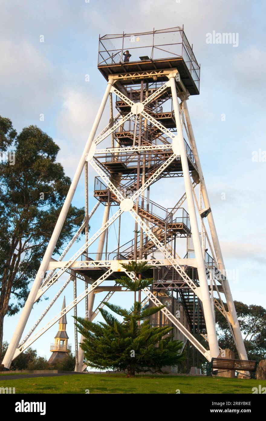 Poppet head hi-res stock photography and images - Alamy