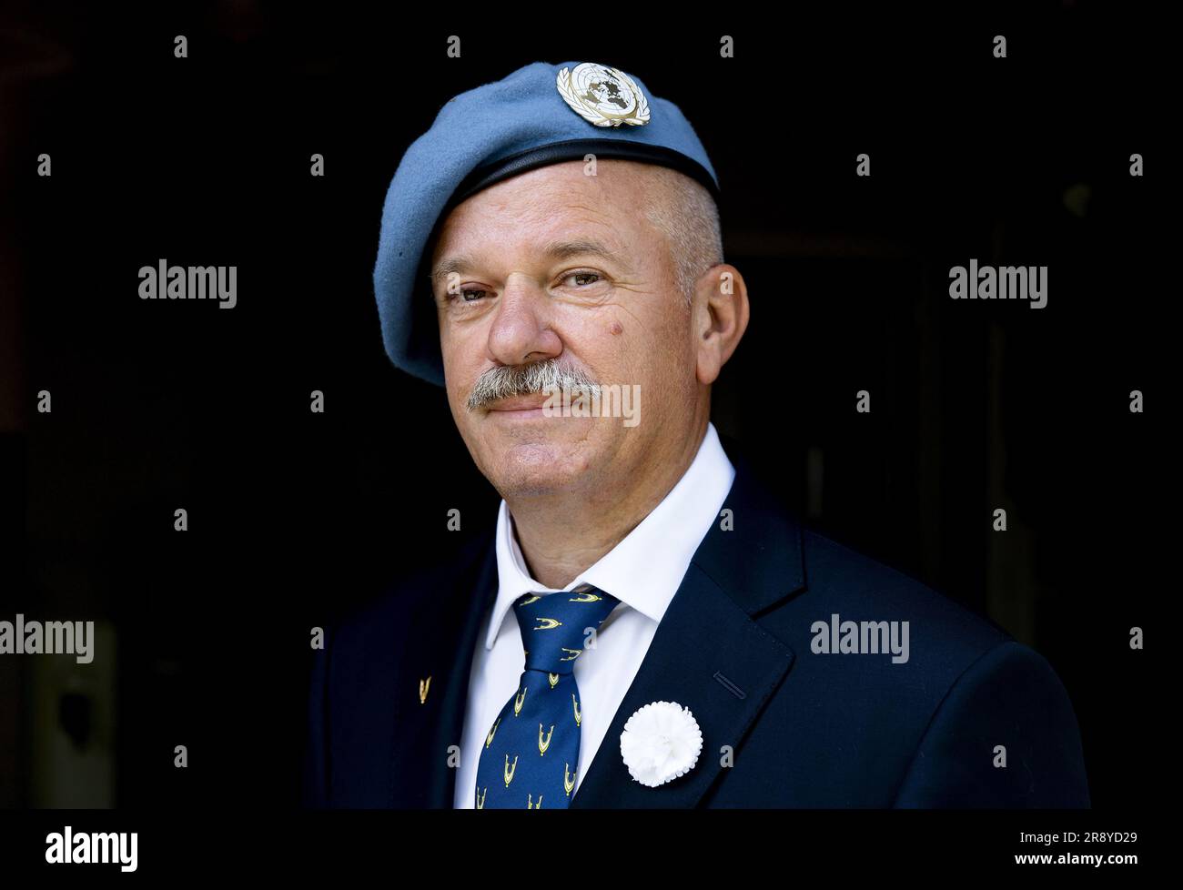 BUNNIK - Veteran Anton de Groot is preparing at home for National ...