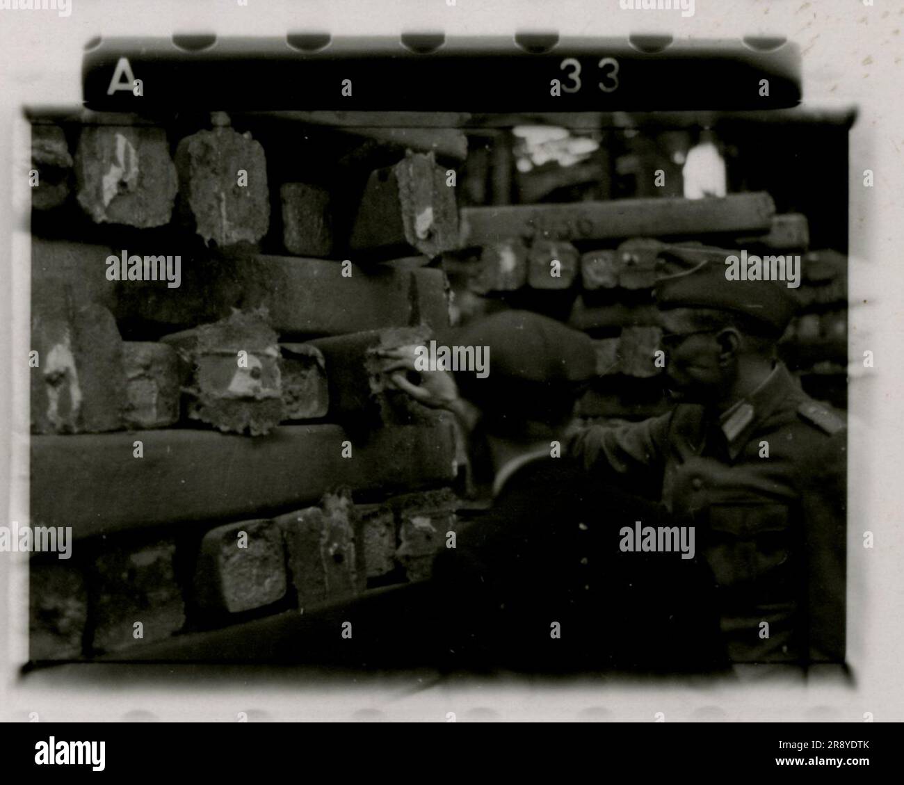 SS photographer Cantzler captured the stark reality of Russia in 1943 ...
