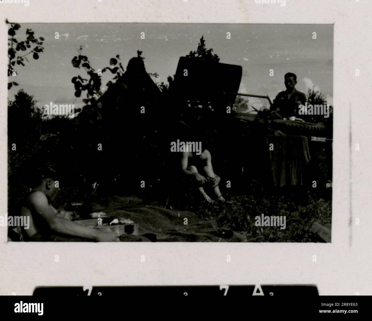 SS photographer Cantzler captured the stark reality of Russia in 1943 ...
