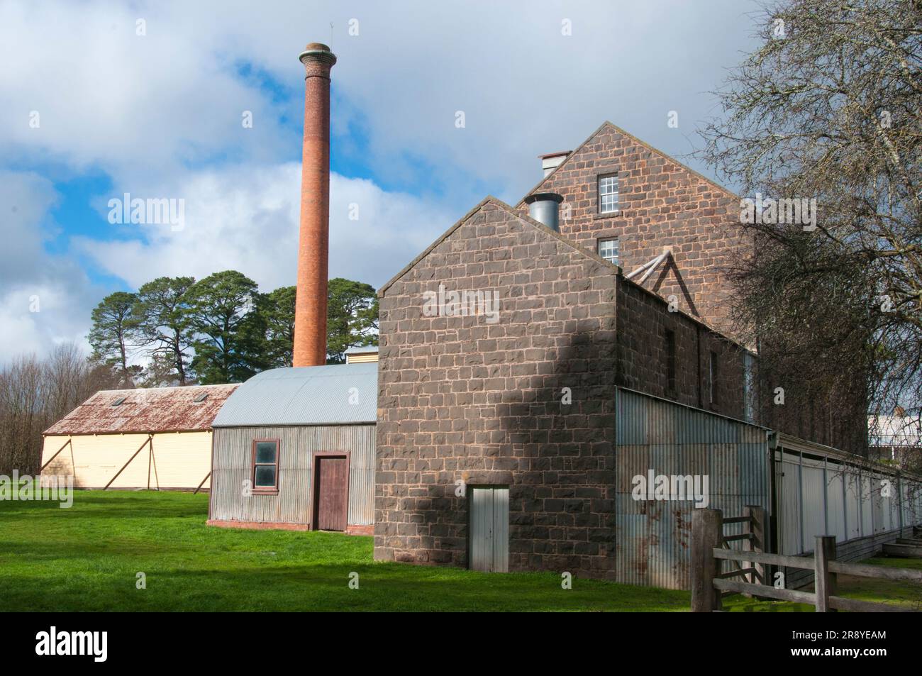 Anderson's Mill (1862) at Smeaton in the Central Victorian Goldfields ...