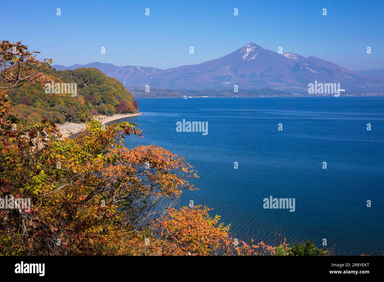 Inawashiro Lake and Bandai Mountain Stock Photo - Alamy