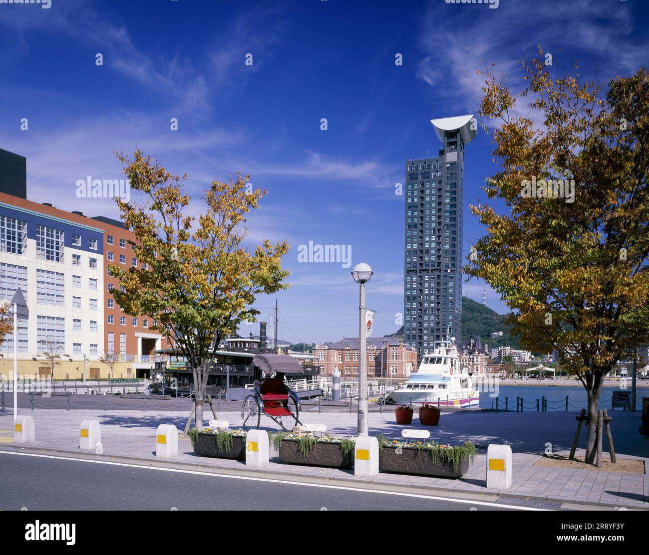 Moji port retro hi-res stock photography and images - Alamy