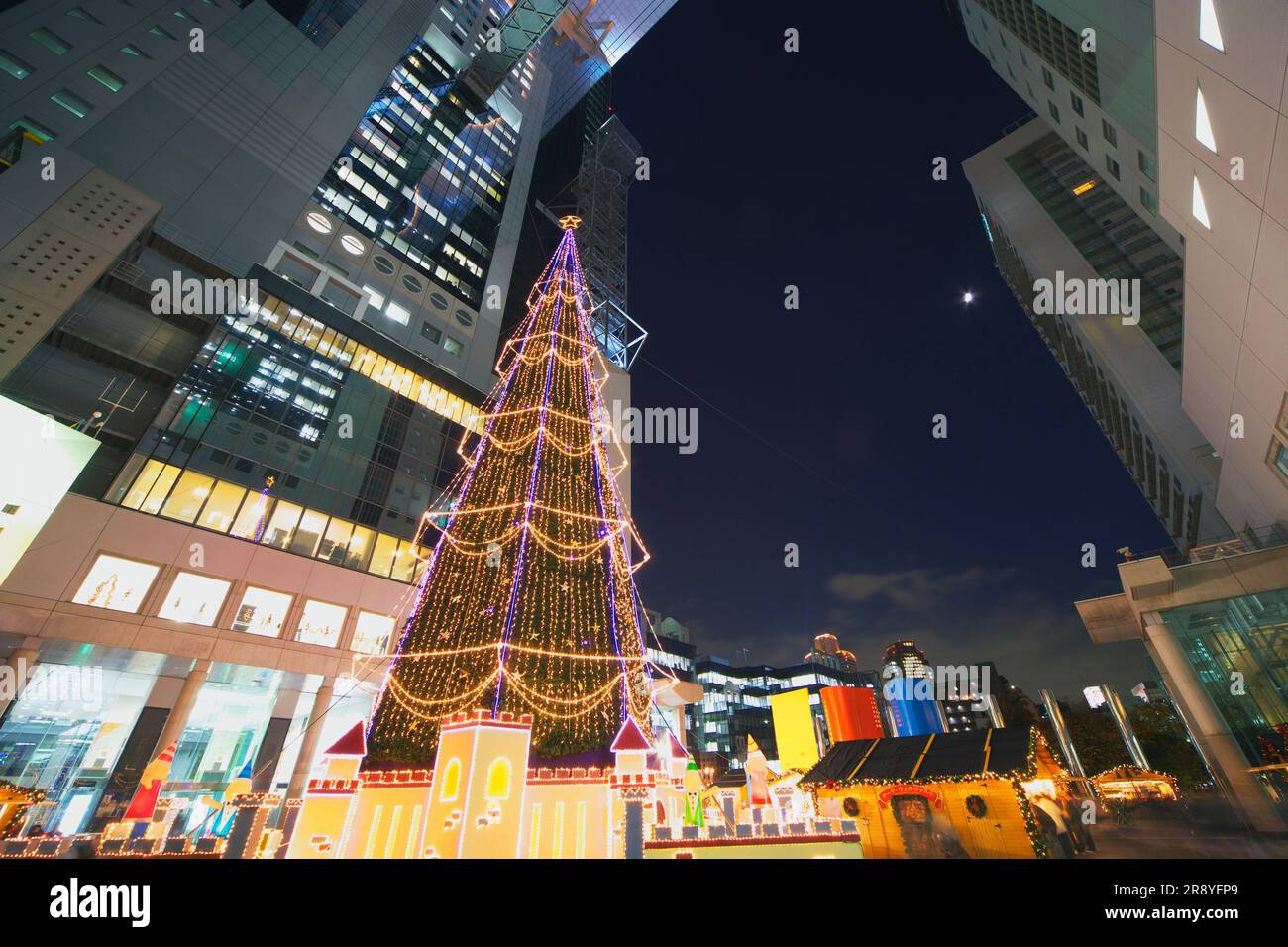 Osaka japan christmas tree hi-res stock photography and images - Alamy