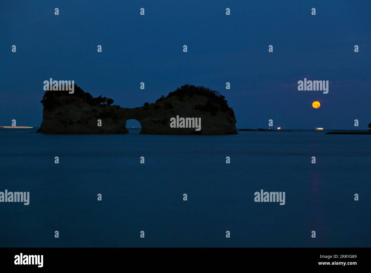 Full Moon and Engetsu Island Stock Photo - Alamy