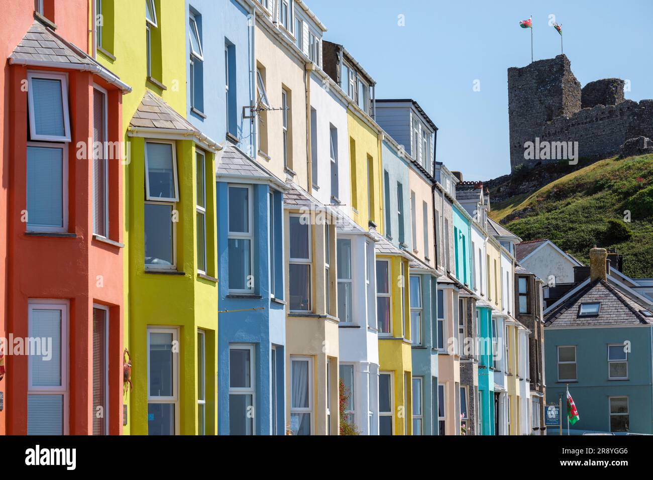 Colourful painted houses in seaside hi-res stock photography and images ...