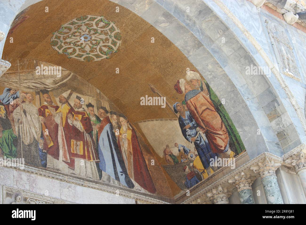 Unveiling the Architectural Gem: The Magnificent Structures of Venice ...