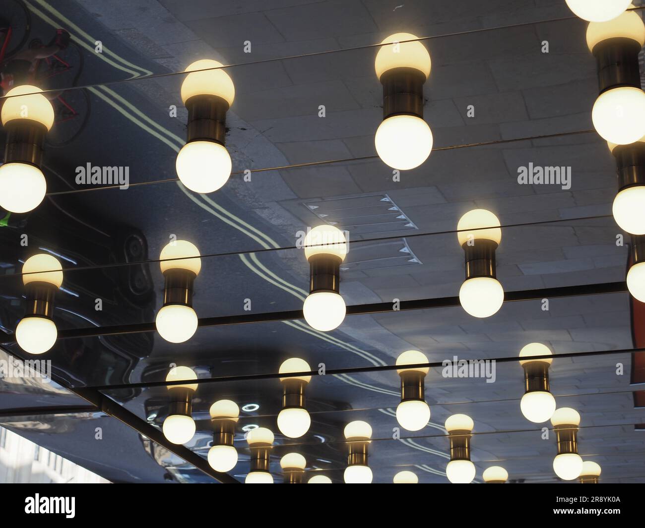 Lit ceiling hi-res stock photography and images - Alamy