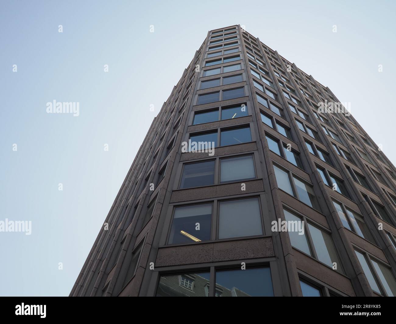 The Economist Building iconic new brutalist architecture in London, UK ...