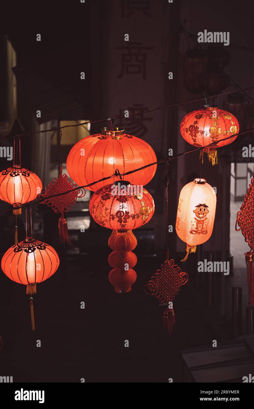 Lanterns on display outside hi-res stock photography and images - Alamy
