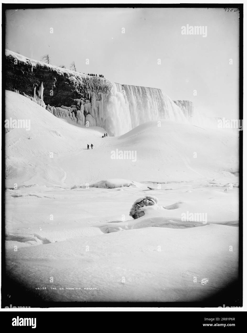 Niagara winter view Black and White Stock Photos & Images - Alamy