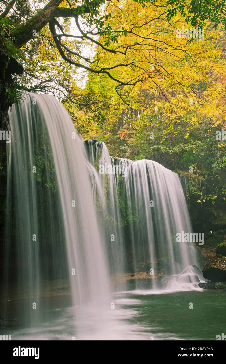 Kumamoto prefecture, japan waterfall hi-res stock photography and ...