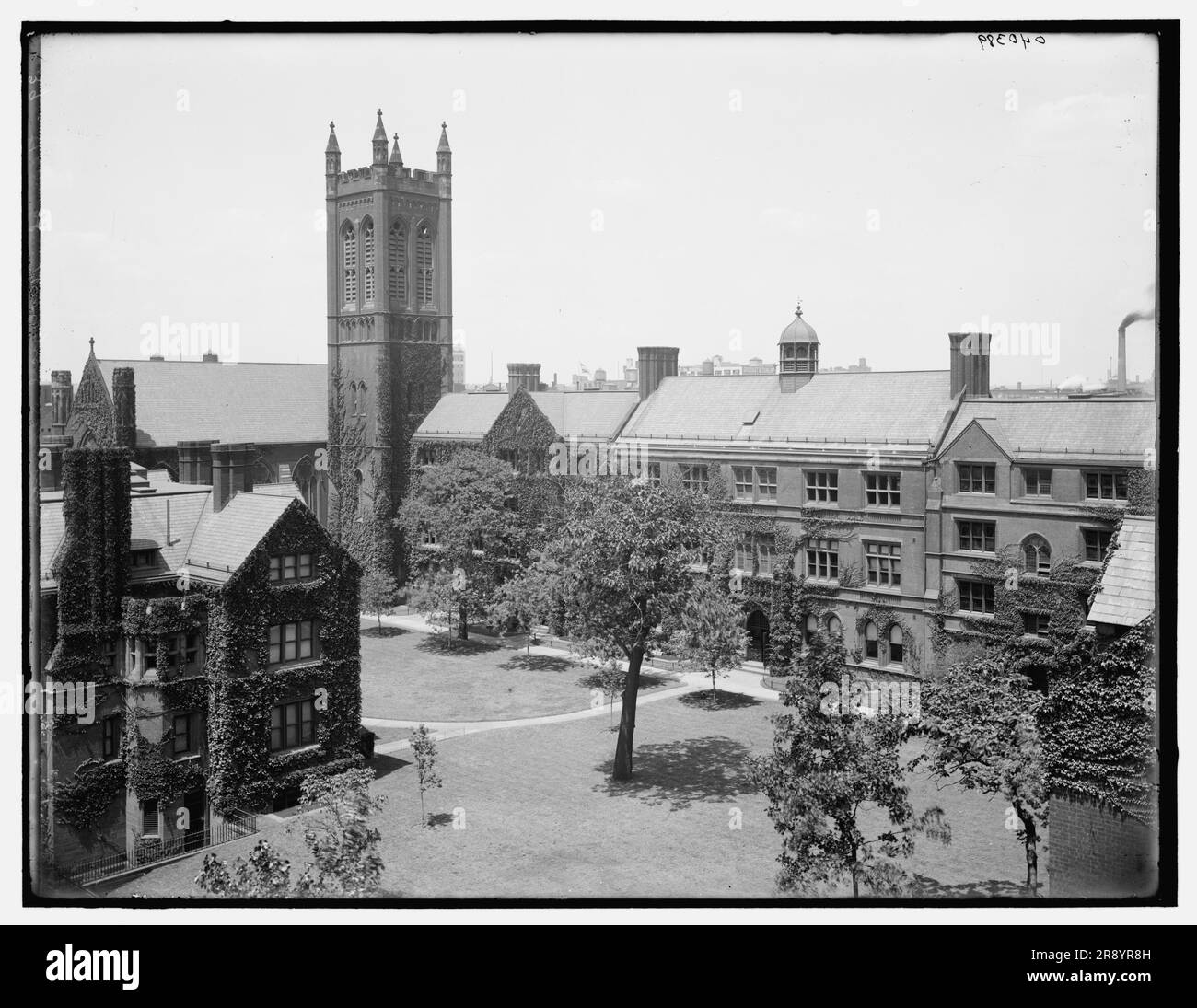 General theological seminary new york hi-res stock photography and ...