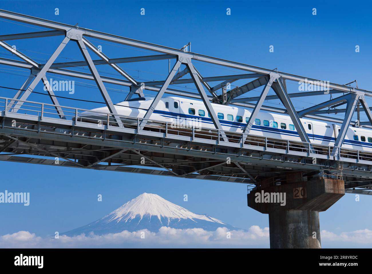 Fuji River Railroad Bridge Tokaido Shinkansen and Mt Stock Photo - Alamy
