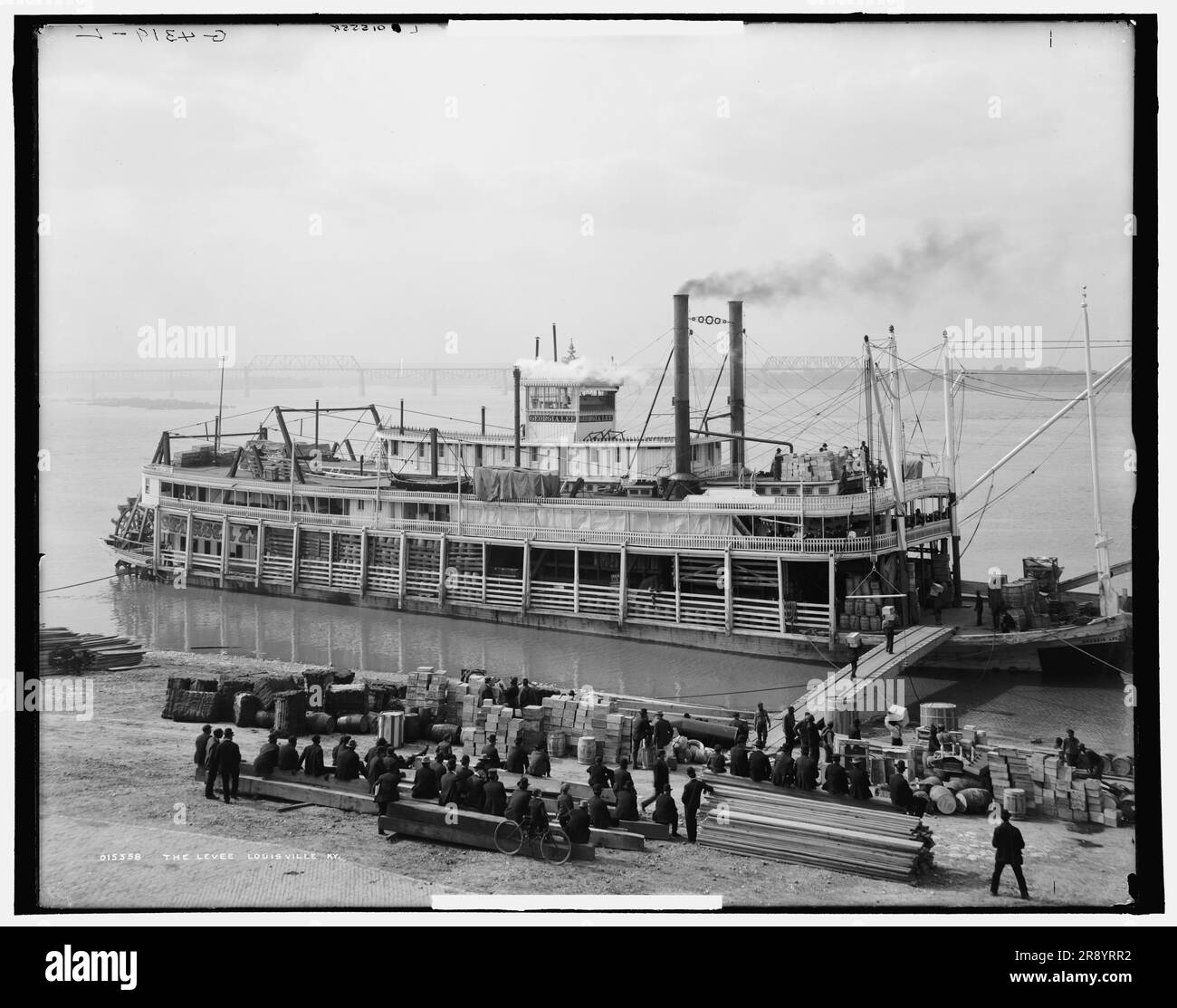 Louisville kentucky usa ky Black and White Stock Photos & Images - Alamy