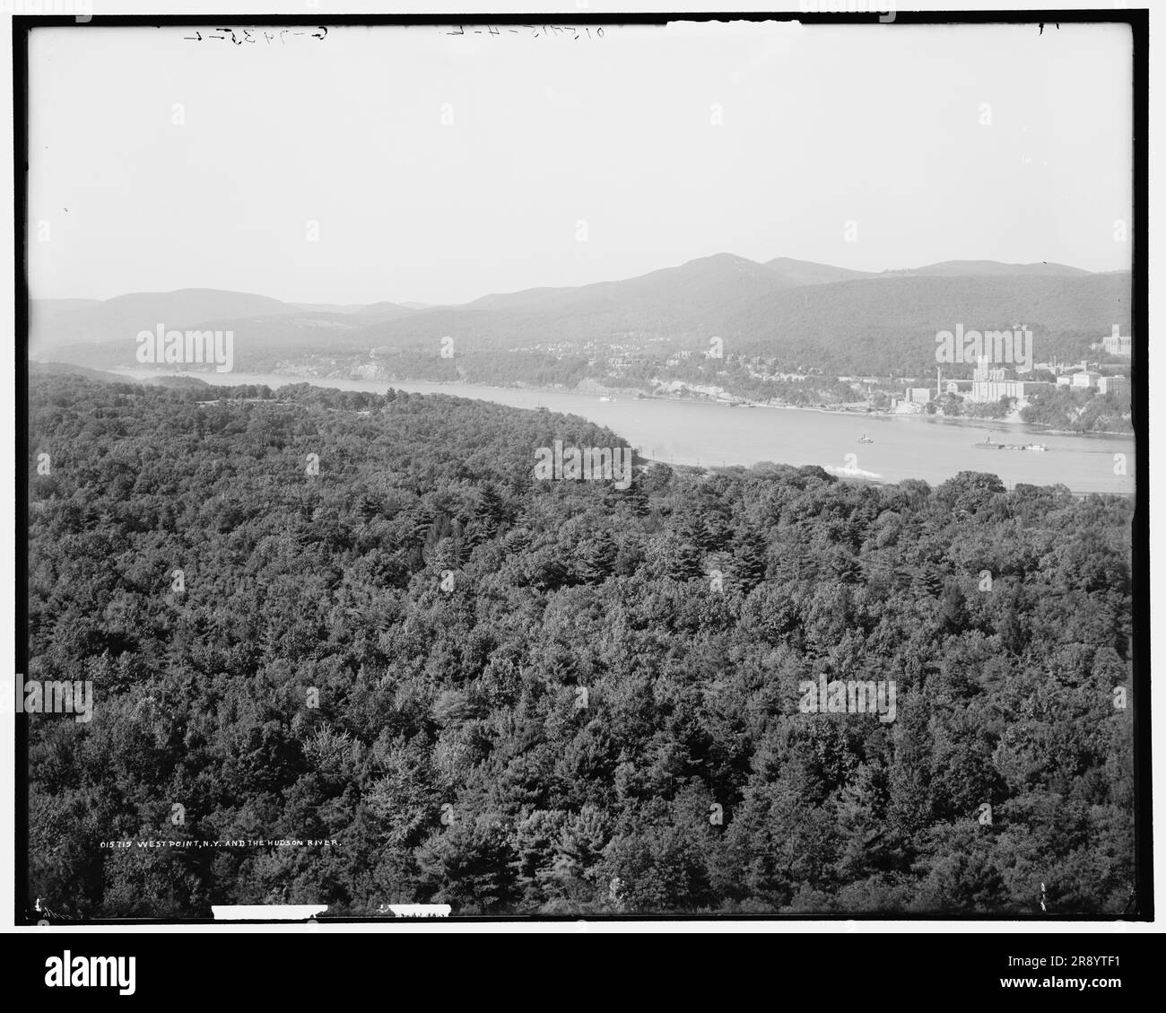 Hudson county Black and White Stock Photos & Images - Alamy