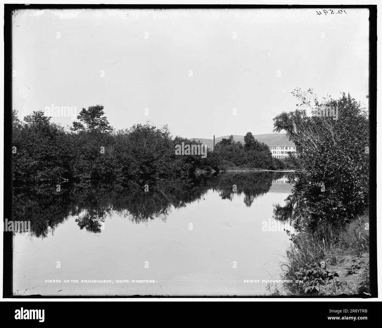 Ammonoosuc river new hampshire Black and White Stock Photos & Images ...