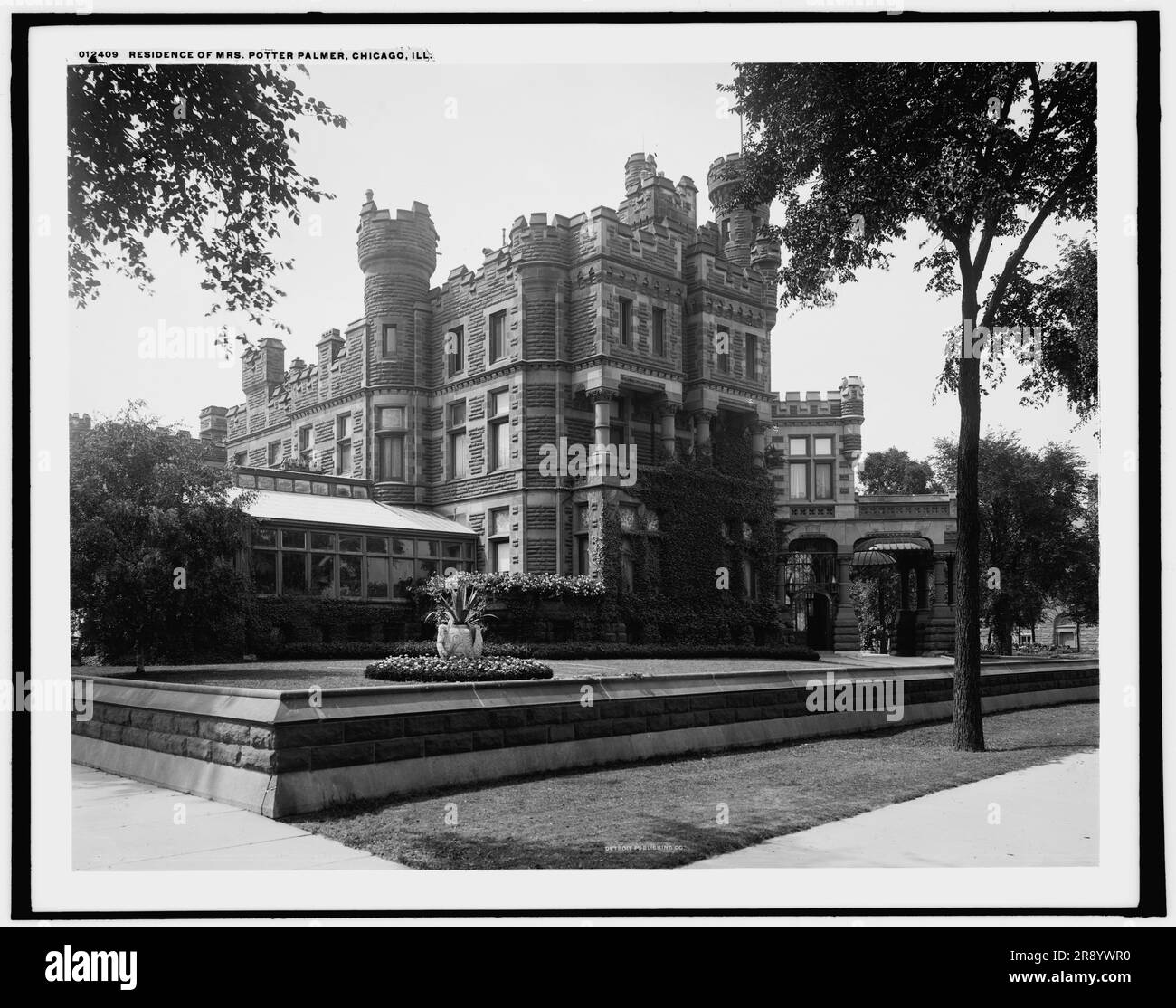 Residence of Mrs. Potter Palmer, Chicago, Ill., 1900 Oct 3 Stock Photo ...