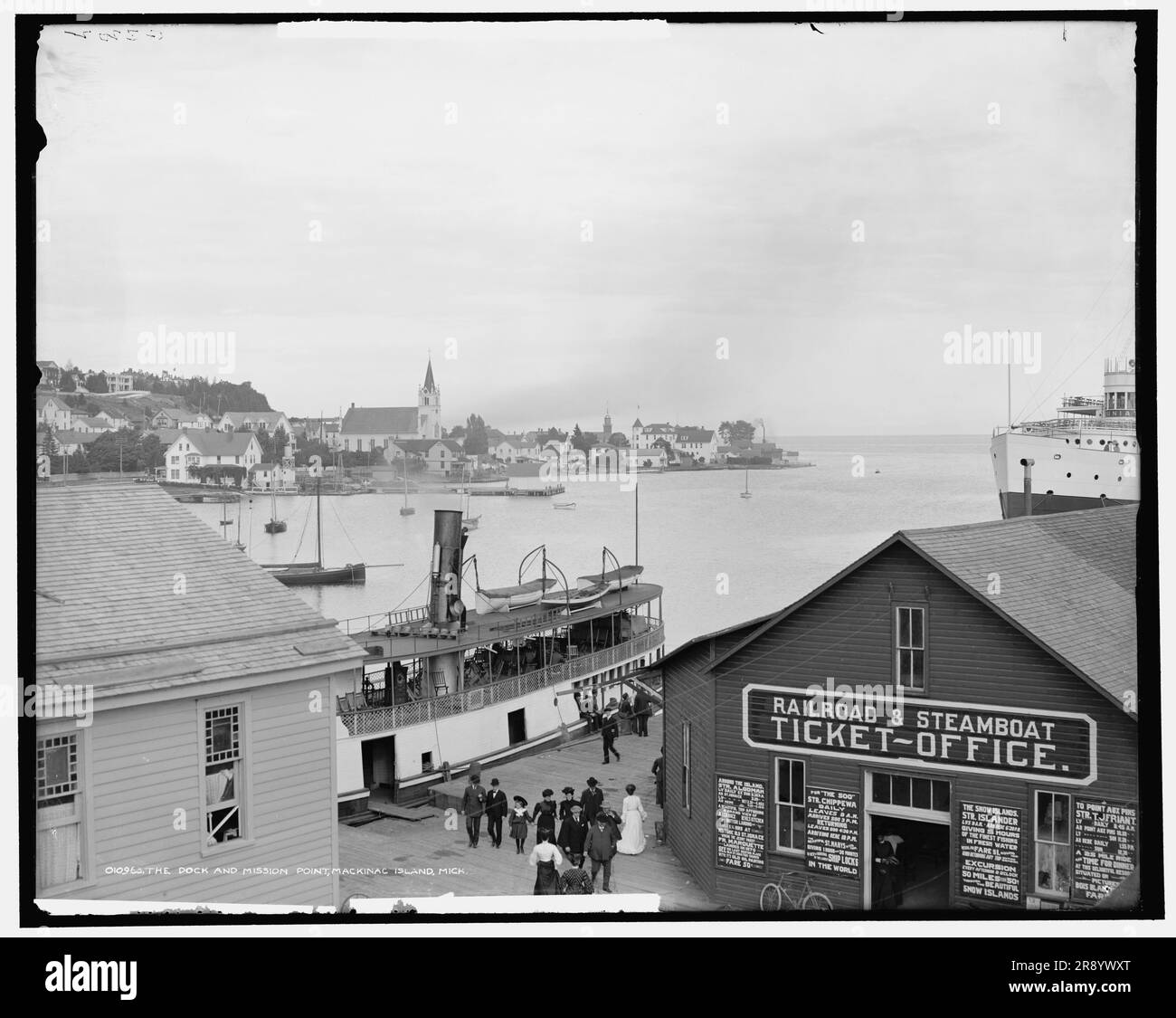 Dock and Mission Point, Mackinac Island, Mich., between 1901 and 1906 ...