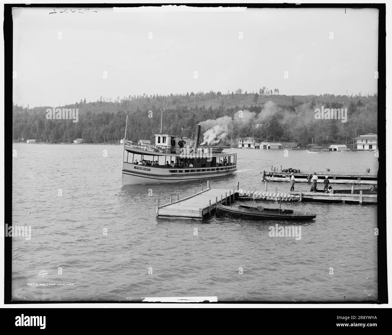 Walloon lake michigan hi-res stock photography and images - Alamy