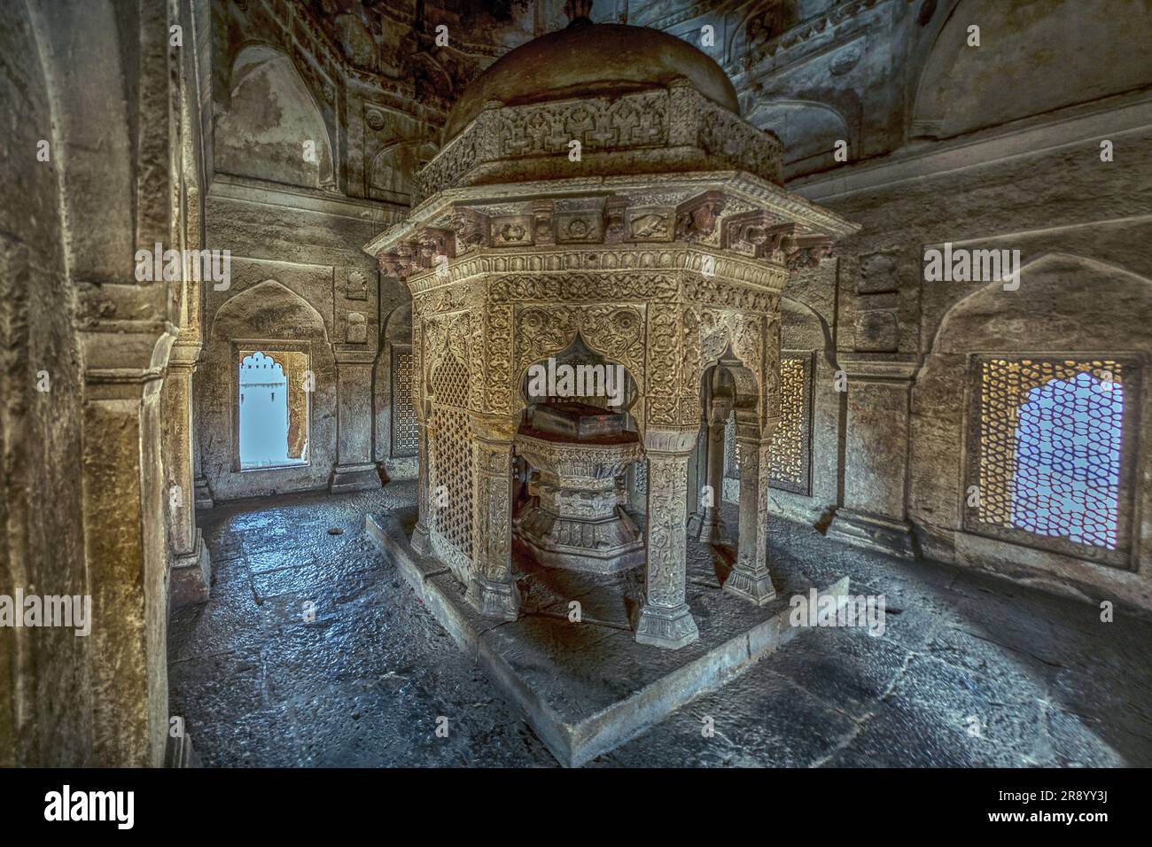 Chandrapur monument hi-res stock photography and images - Alamy