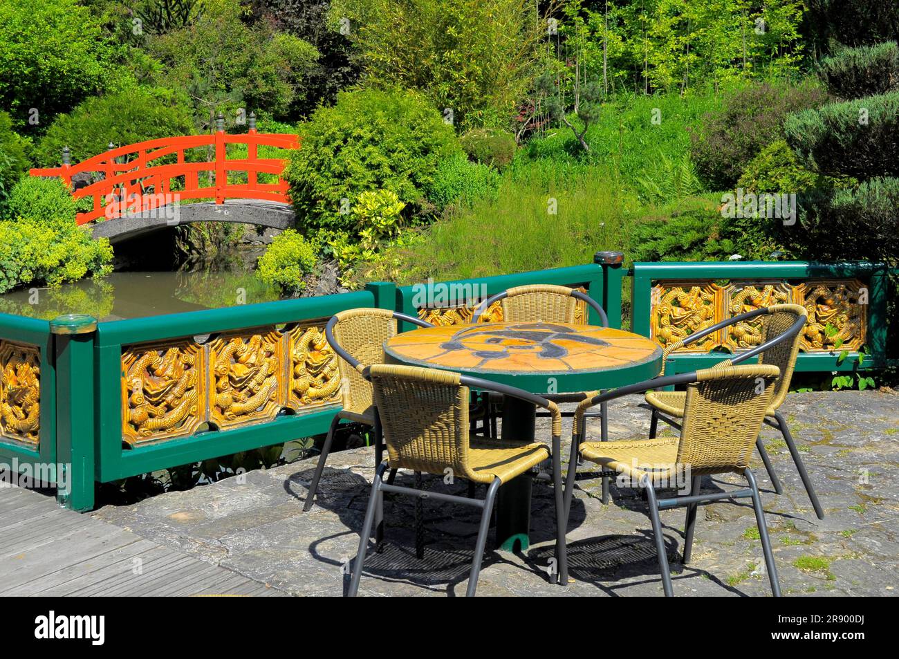 Asian garden in Muenzesheim, Kraichgau, Japan garden, arched bridge ...