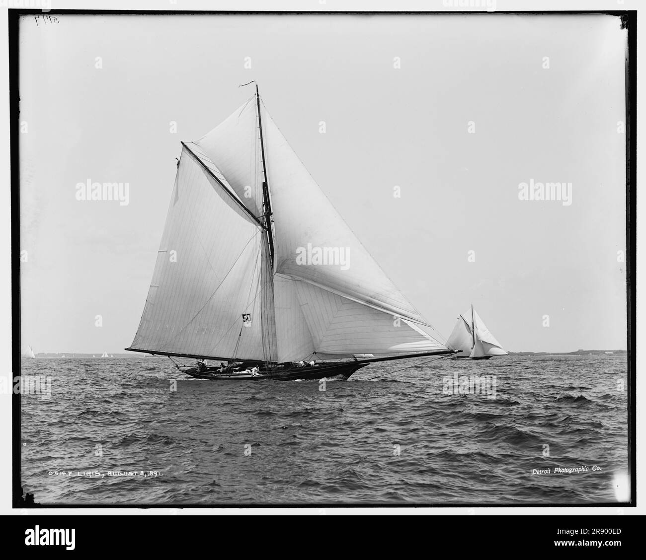 Liris sloop hi-res stock photography and images - Alamy