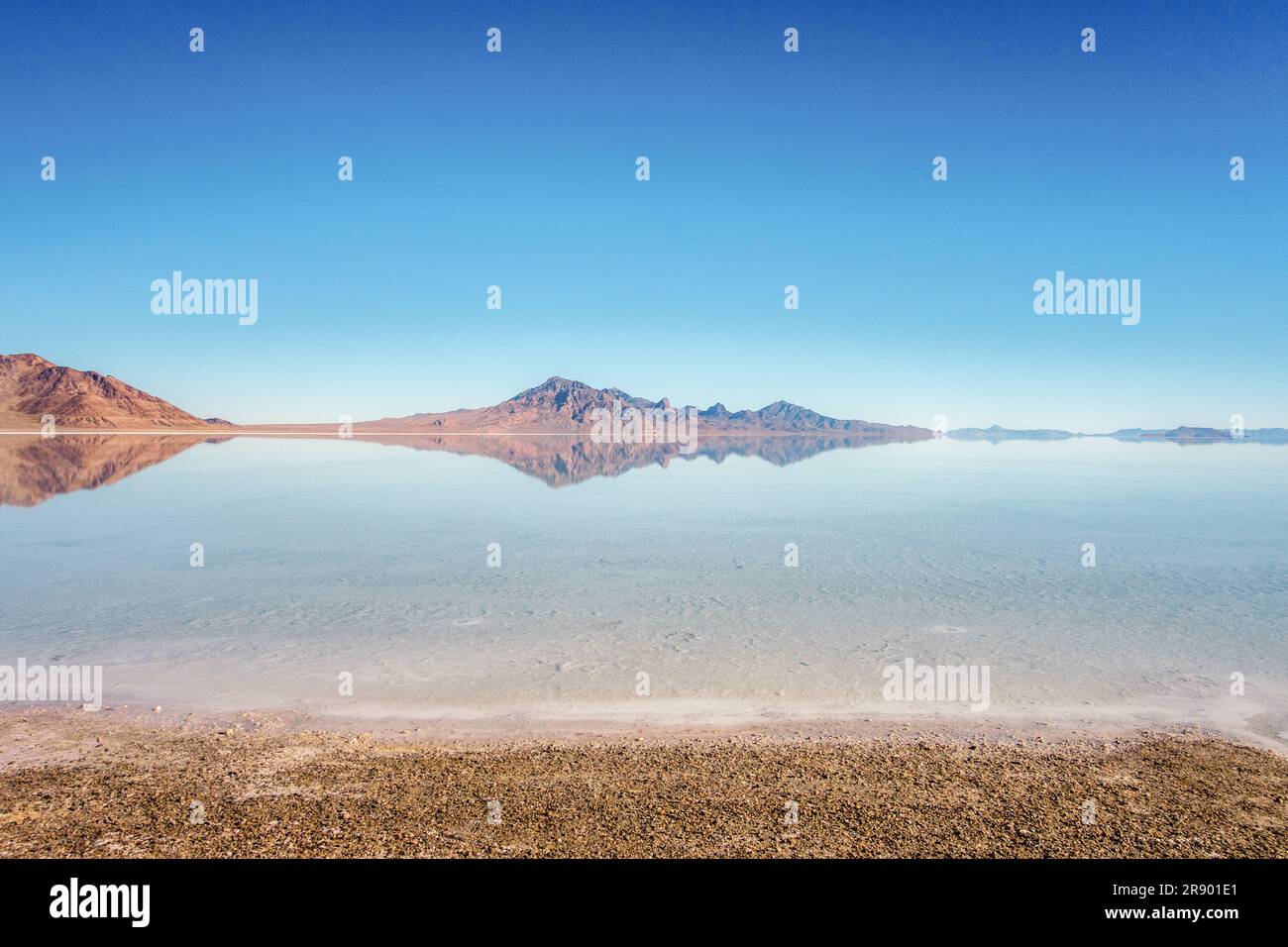 Great Salt Lake, Utah, US Stock Photo - Alamy