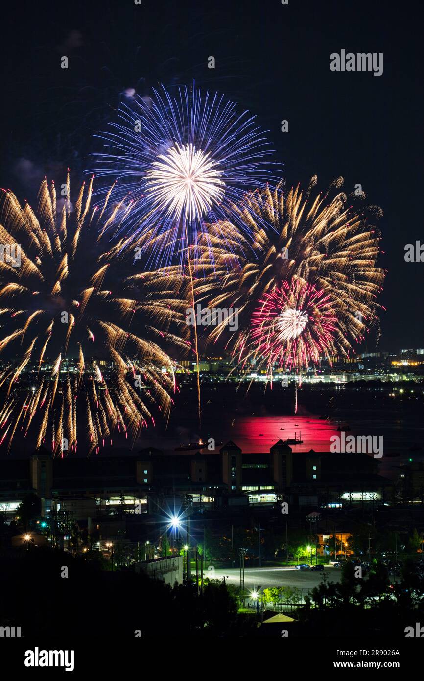 Lake Biwa Grand Fireworks Festival Stock Photo - Alamy