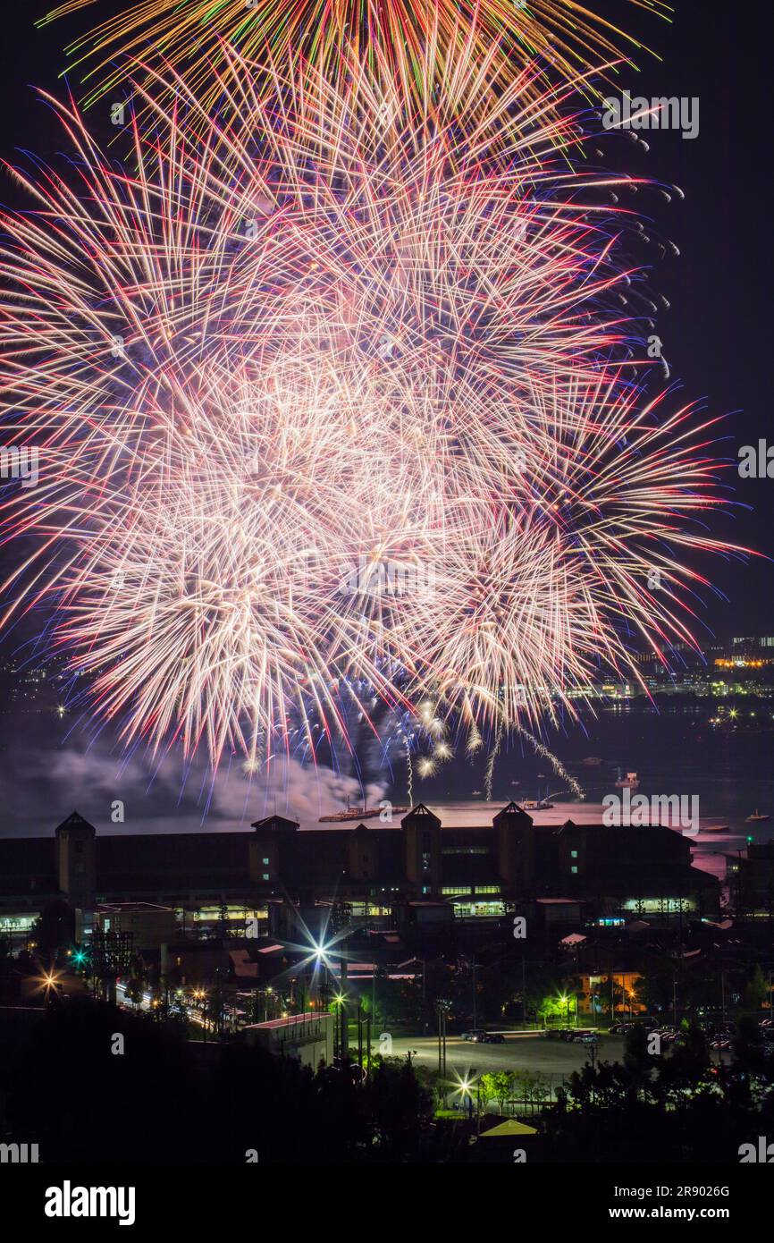 Lake Biwa Grand Fireworks Festival Stock Photo - Alamy