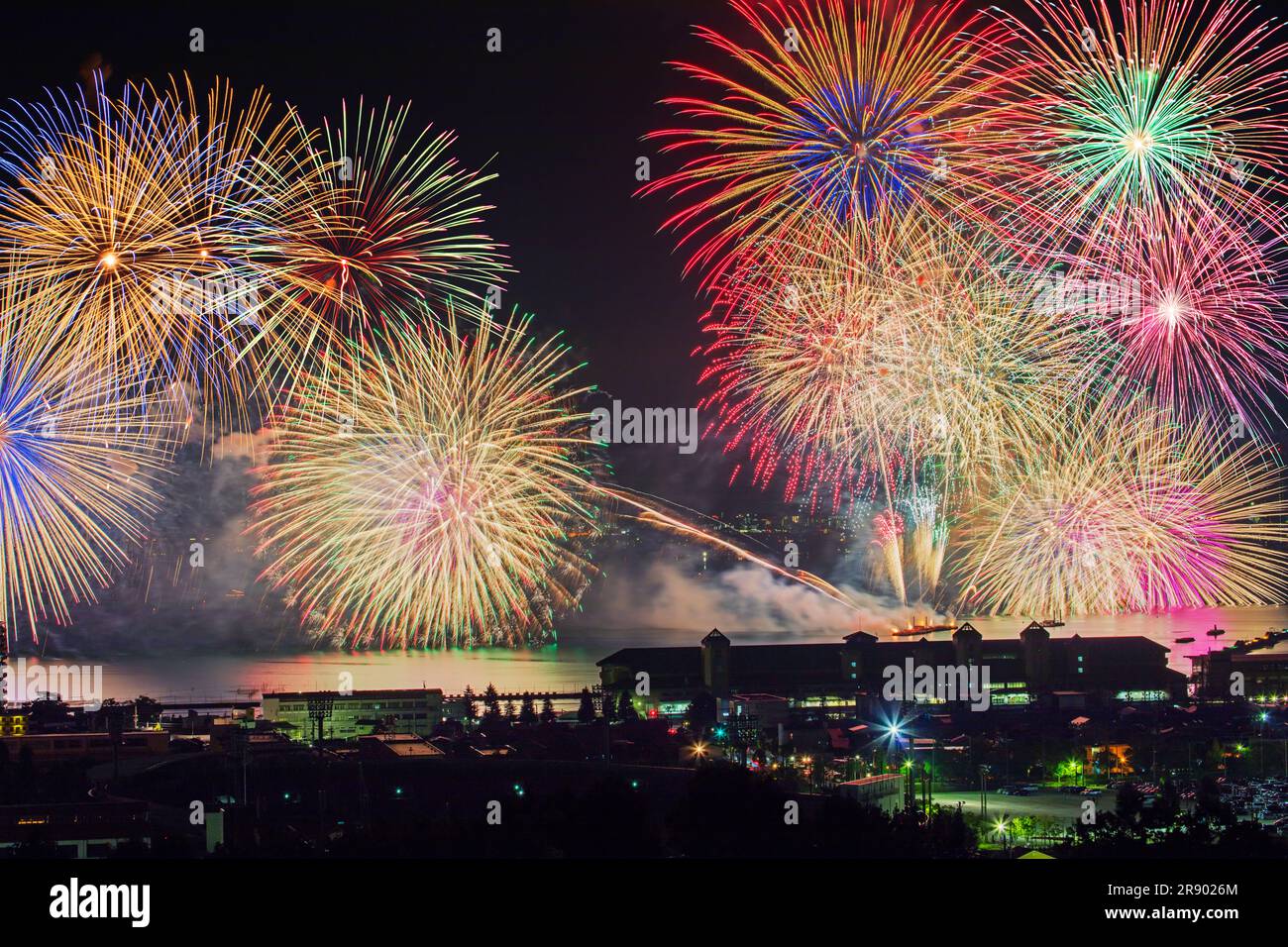 Lake Biwa Grand Fireworks Festival Stock Photo - Alamy