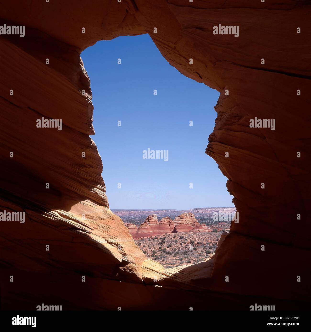 Melody Arch, Coyote Butte North, Vermillion Cliffs Wilderness, Arizona ...