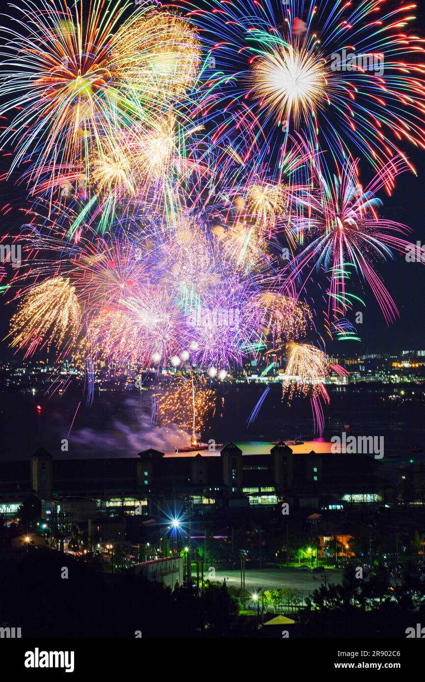 Lake Biwa Grand Fireworks Festival Stock Photo - Alamy