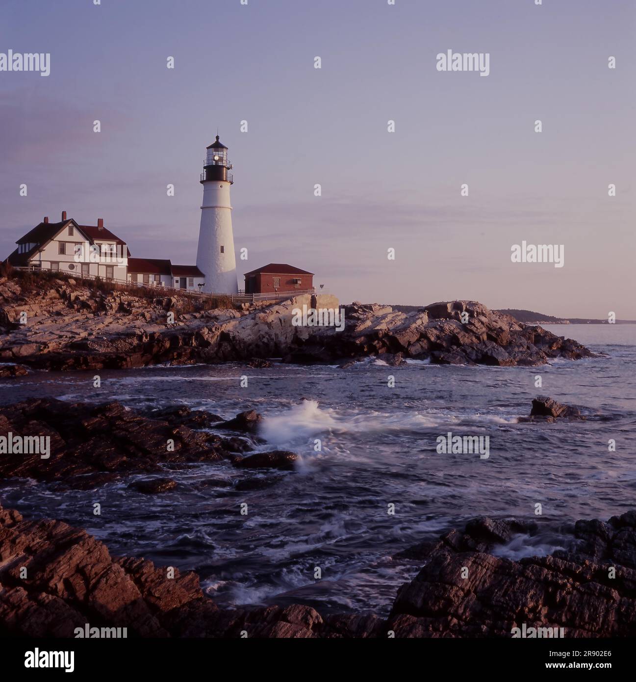 Portland head light fort williams park hi-res stock photography and ...