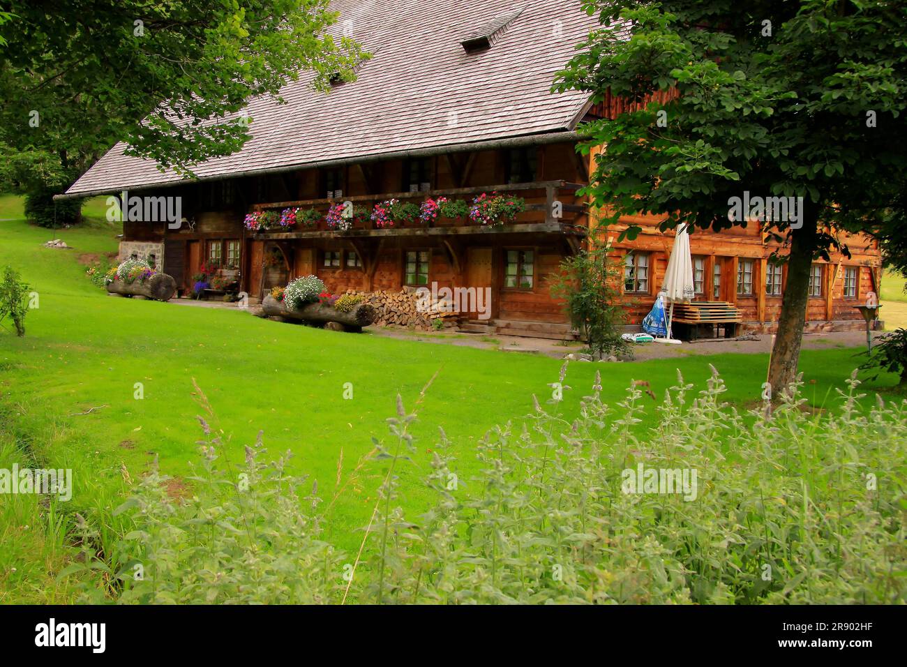Hofgut am Titisee, mill, chapel, Black Forest, Bad. -Wuertt Stock Photo ...