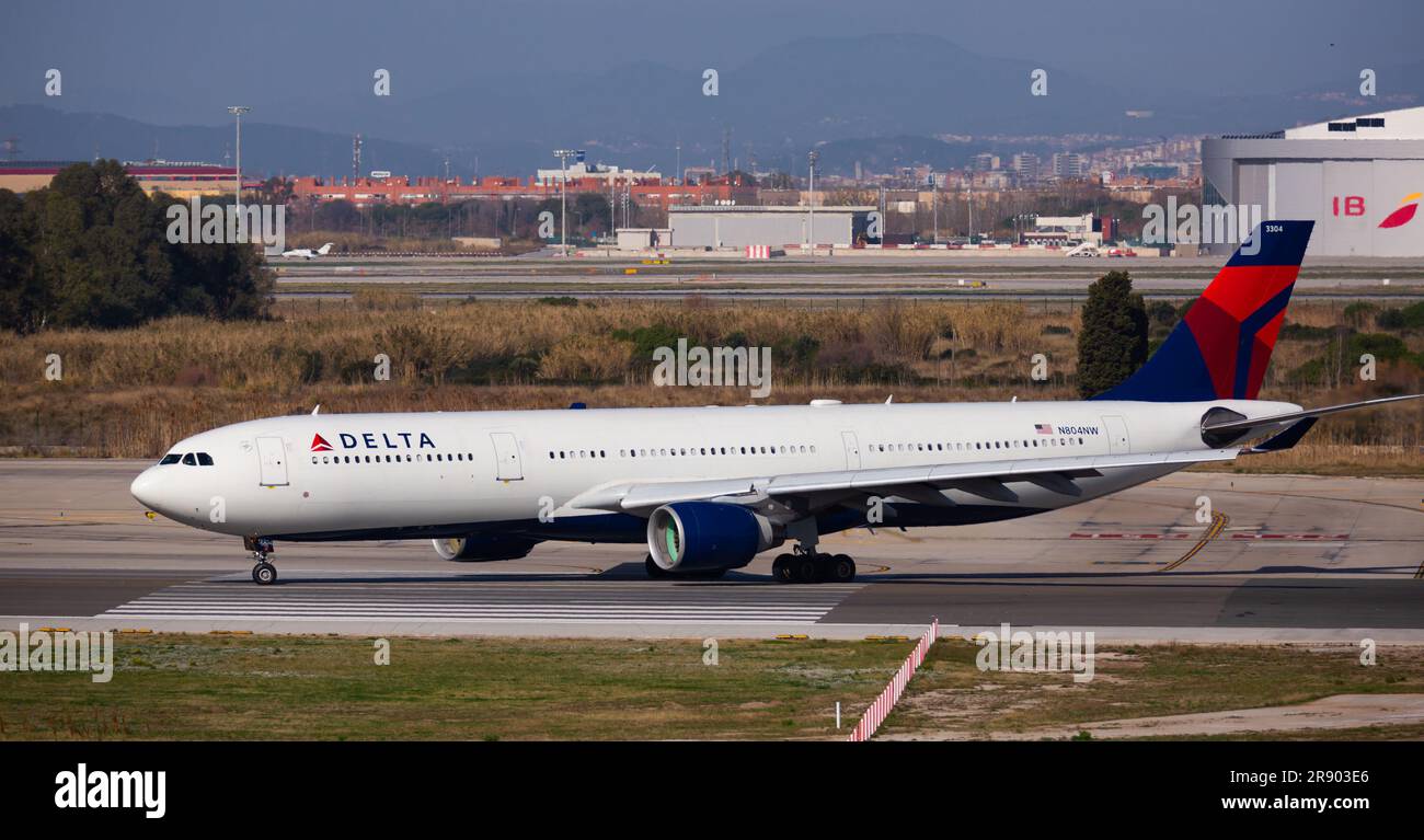 Passenger aircraft of Delta airlines getting ready for take-off Stock ...
