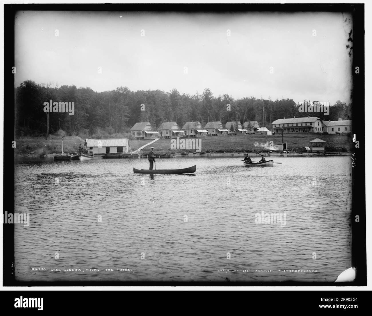 Lake Gogebic, Mich., the hotel, c1898 Stock Photo - Alamy