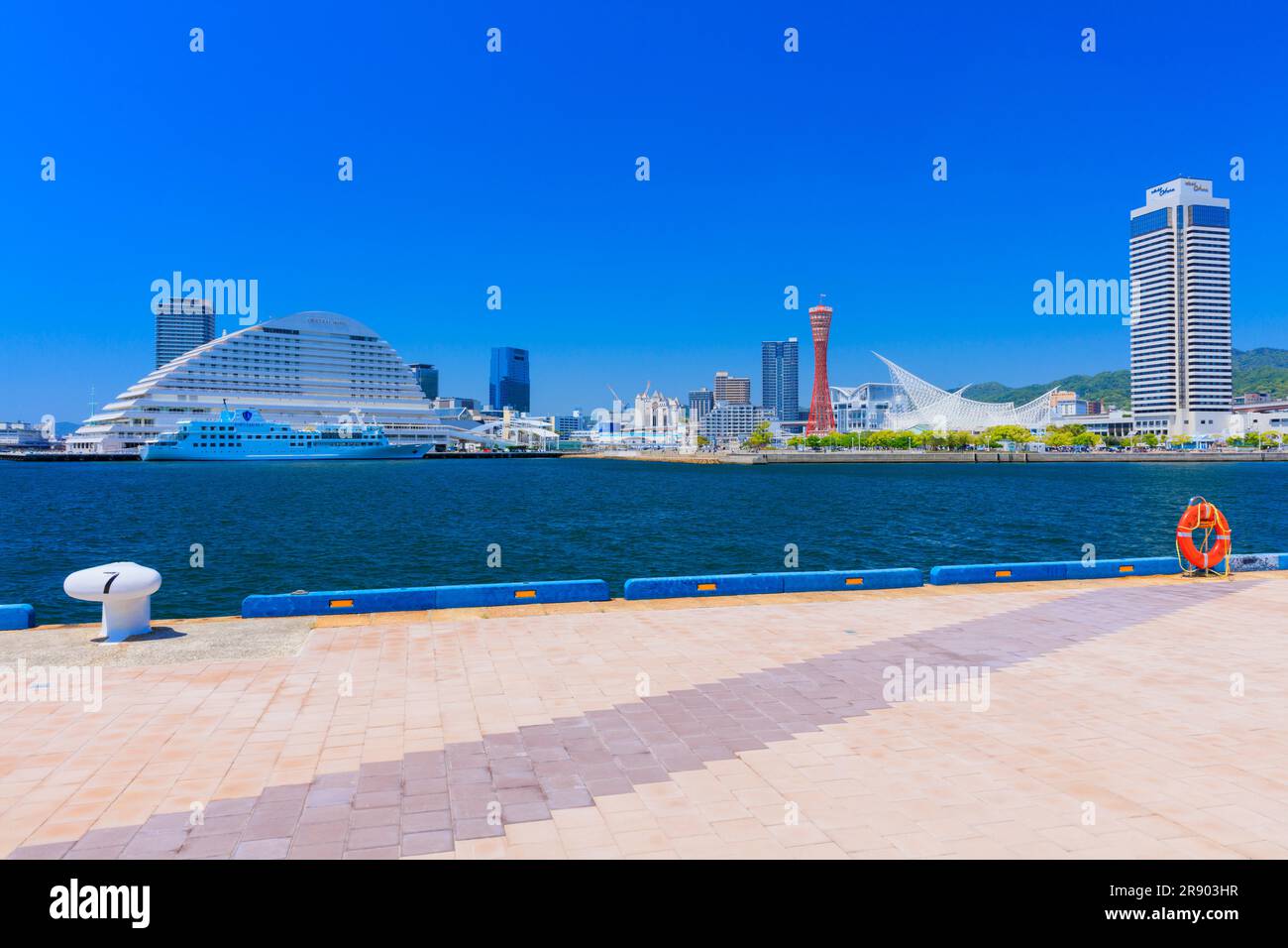 Kobe meriken building hi-res stock photography and images - Alamy
